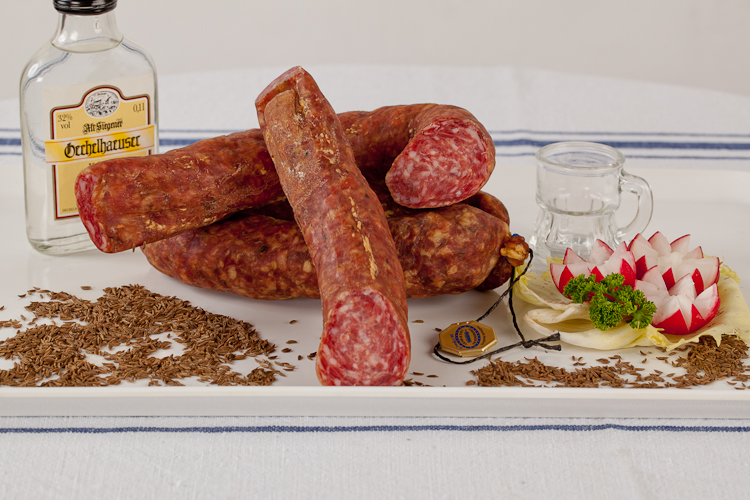 Große Ahle Runde, geräuchert mit Kümmelnote | Schwälmer Ahle Wurst ...